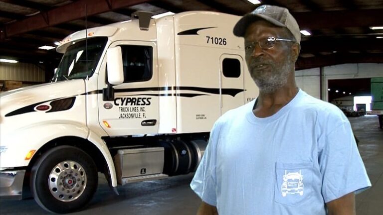 End Dump Trucking Companies - Dump Truck