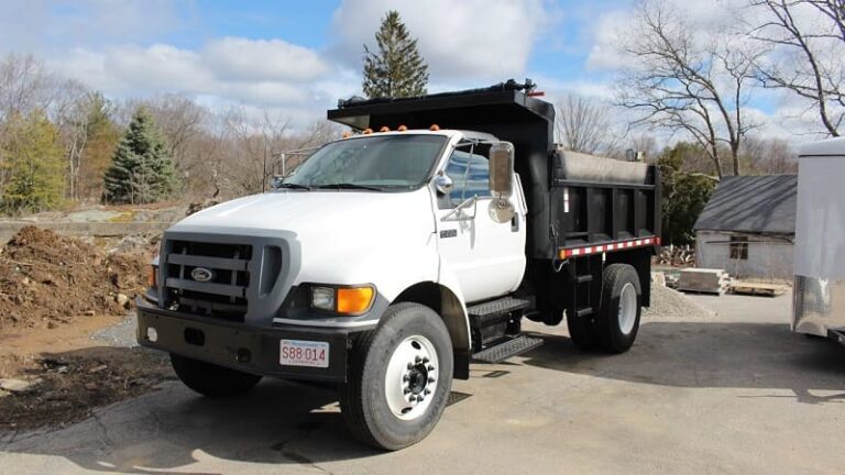 Ford F750 Dump Truck - Dump Truck