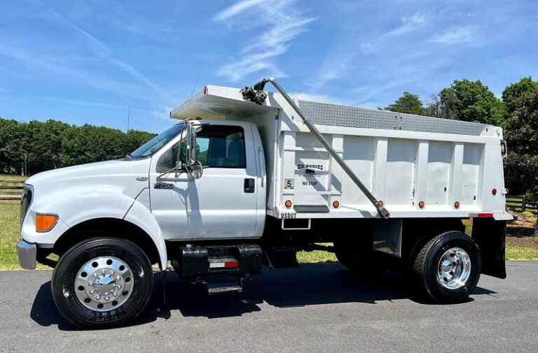 Ford F750 Dump Truck - Dump Truck