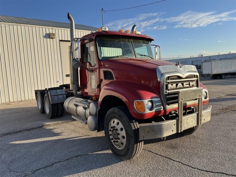 2006 Mack Dump Truck: Exploring the Power and Reliability - Dump Truck